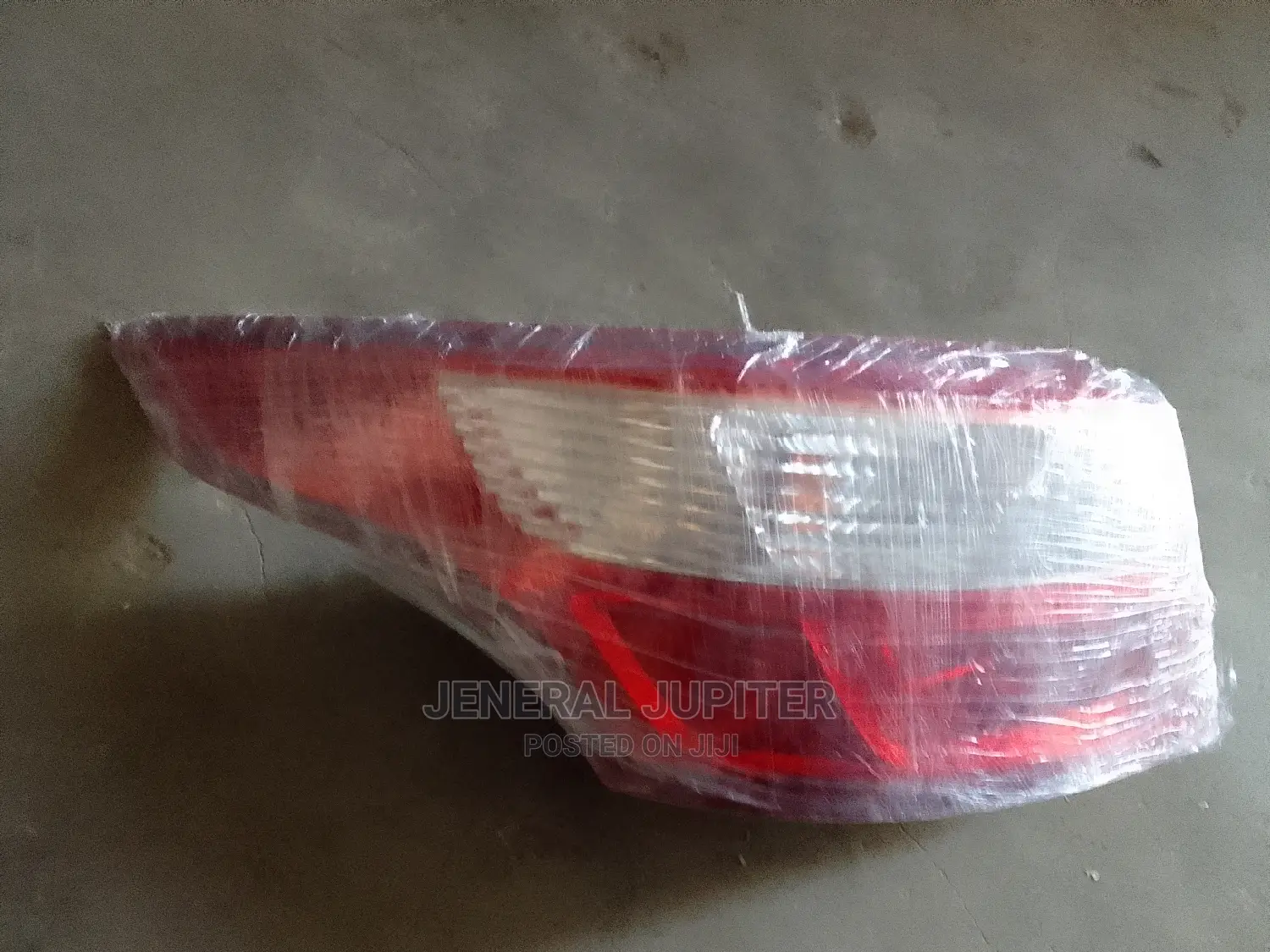 SM 5/Renault Latitude Tail Light Left Side. in Abossey Okai - Vehicle ...