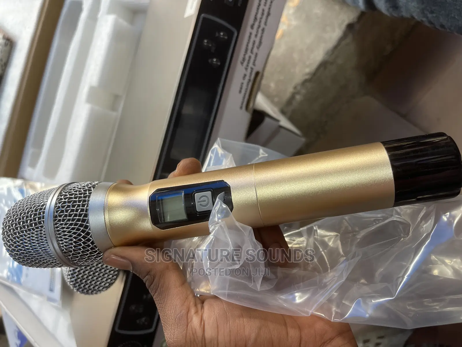 Shure Wireless Microphone in Accra Metropolitan - Audio & Music ...