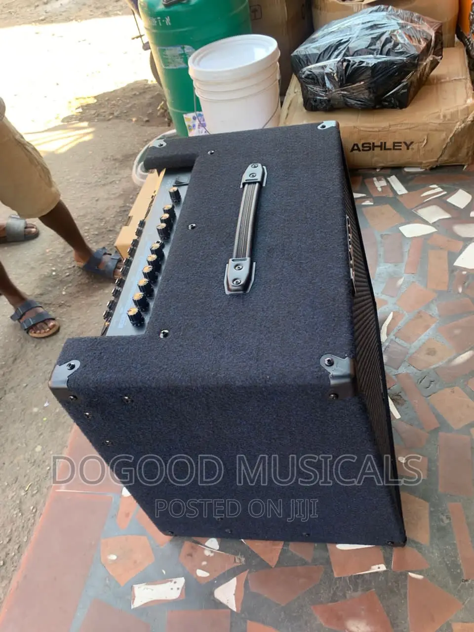 Roland Kc550 Keyboard Combo in Accra Metropolitan - Audio & Music ...