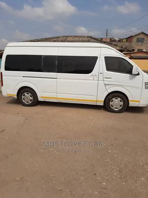 Toyota Hiace Buses for Rent in Ghana? Minibuses for Rent in Accra ...
